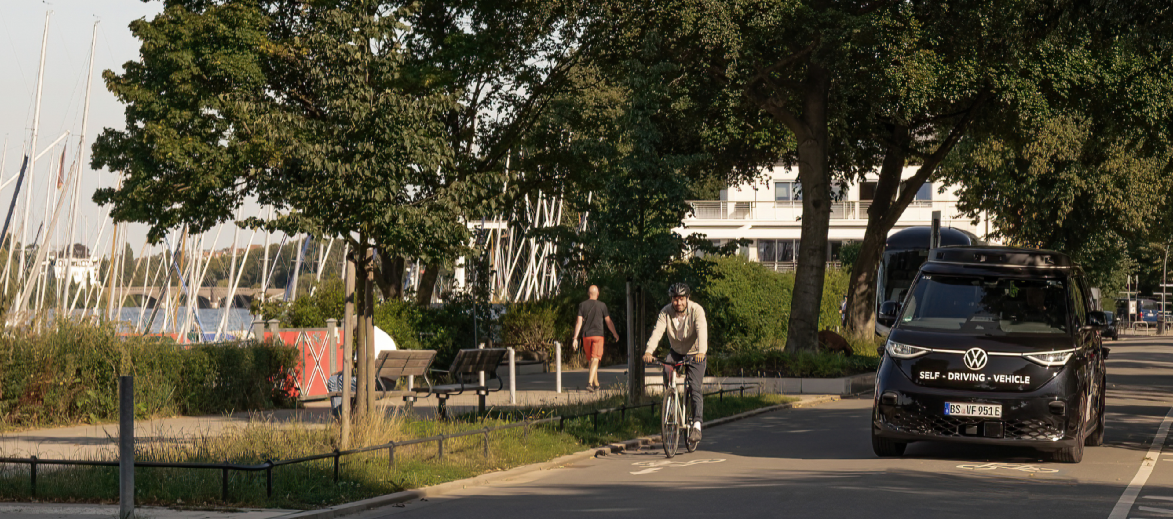 What Drives Acceptance for Autonomous Driving? | MOIA