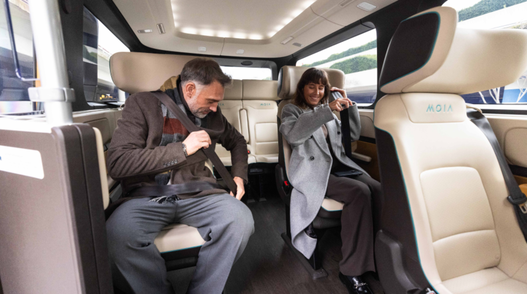 Exclusive Shuttles | MOIA for Business | MOIA