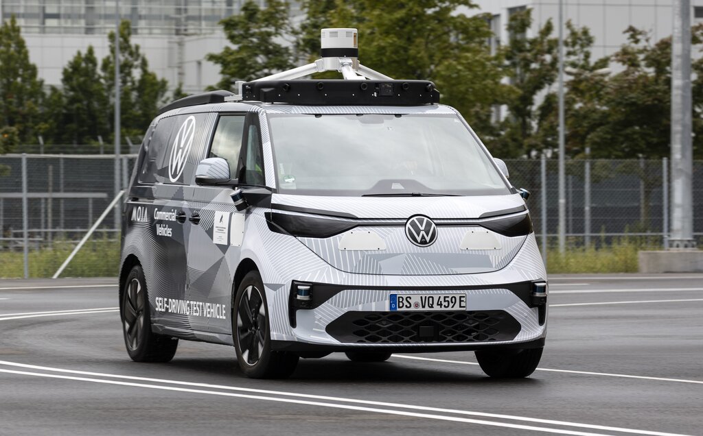 Autonomous driving for the city: Our mission | MOIA