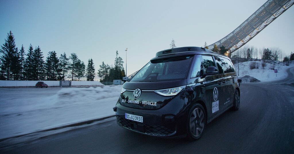 Autonomous Driving under Extreme Conditions: MOIA Tests ID. Buzz AD in ...