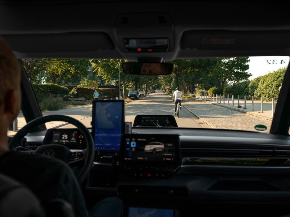 MOIA and Volkswagen ADMT pilot autonomous ridepooling in Hamburg’s ...