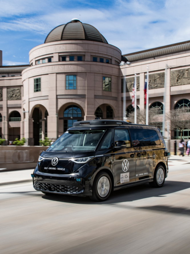 Ready to drive your city forward? | MOIA